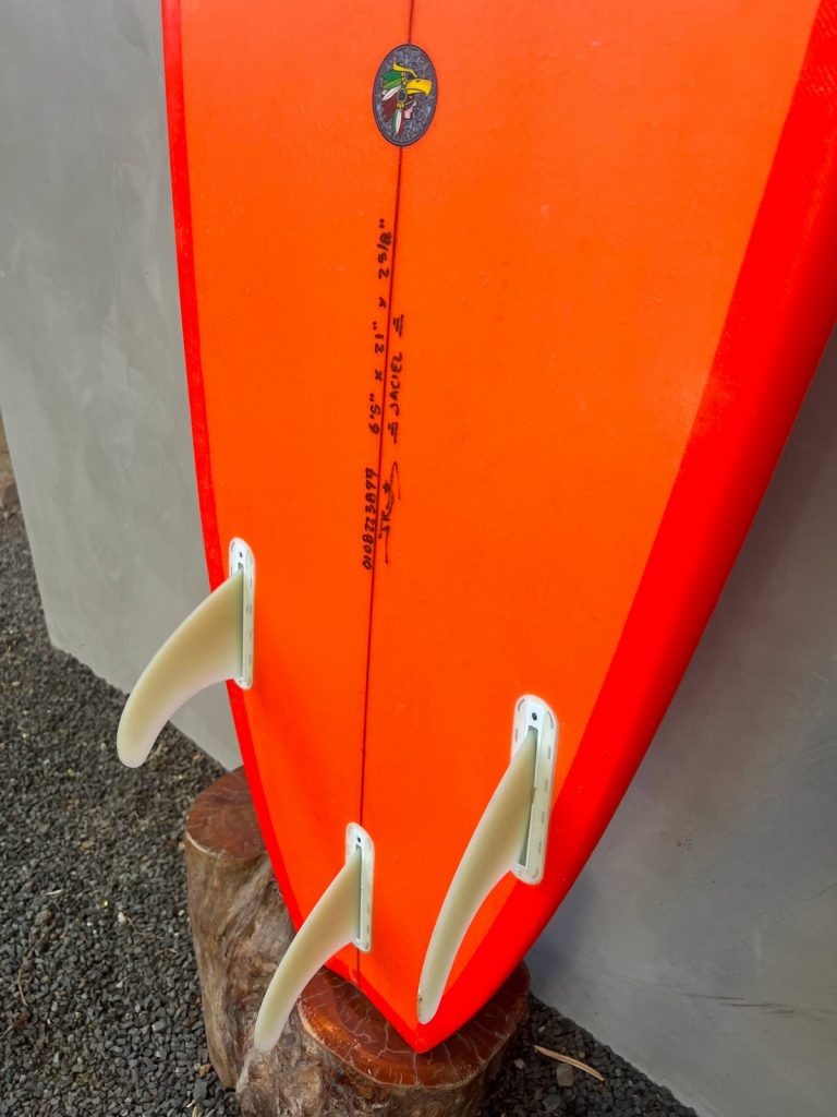 El Salvador Surfboard Rentals - Surfboard Rentals in El Tunco